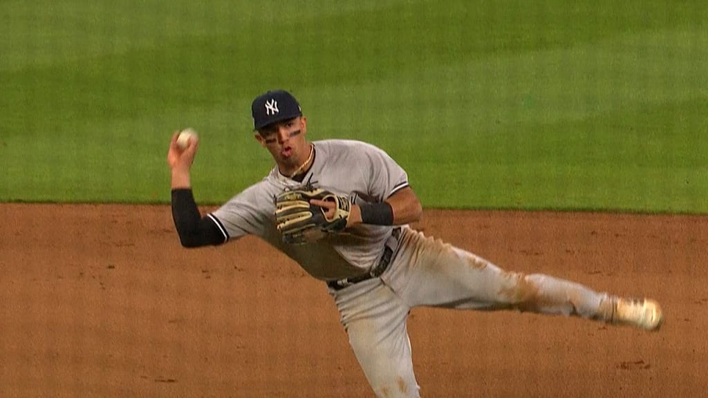 Yankees Shortstop Battle Gaining Steam – BS Reports
